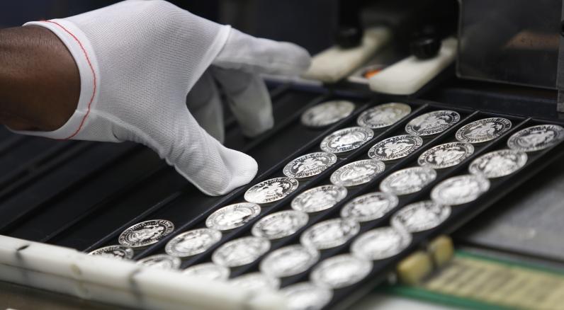 Can U.S. Mint Fix the Debt Ceiling Crisis and Conjure Up a $1 Trillion ...