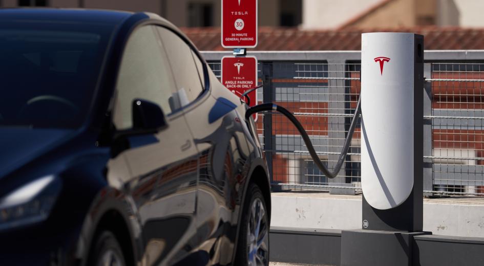 Tax Dollars Are Wasted on Alaska’s EV Charging Stations | The Heritage ...