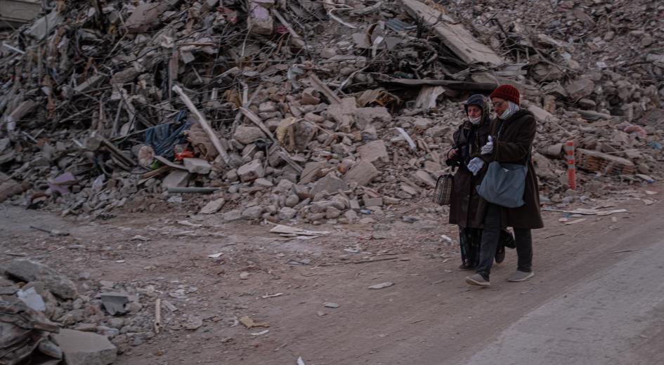 Responding to Tragedy in Turkey: How to Aid Earthquake Disaster-Relief ...