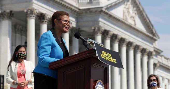 George Floyd Justice in Policing Act Would Make Cops’ Jobs More ...