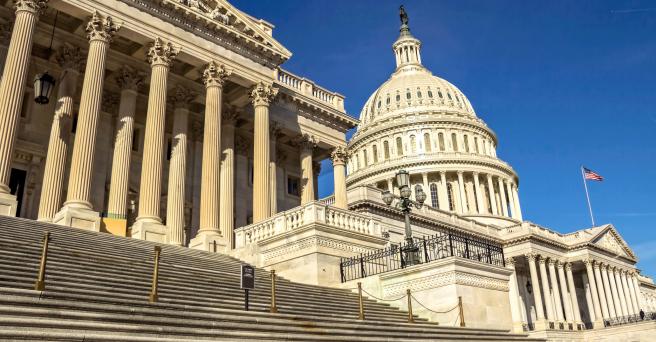 How the Courts Can Make Both the President and Congress Stronger | The ...